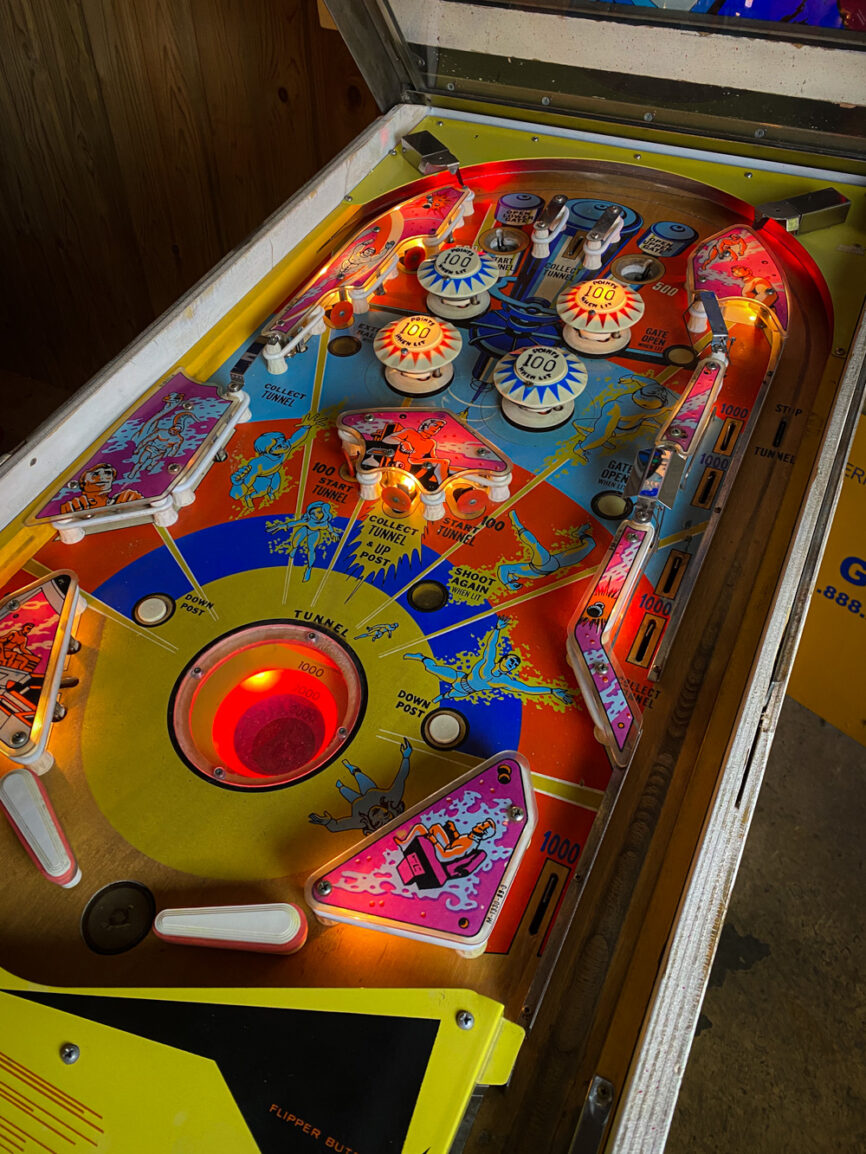 Flipper Time Space – Objet unique à vendre | Concept Store Atelier 416
