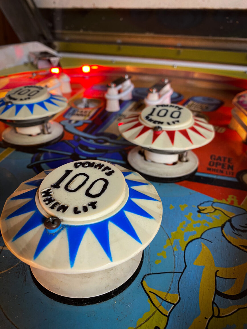 Flipper Time Space – Objet unique à vendre | Concept Store Atelier 416